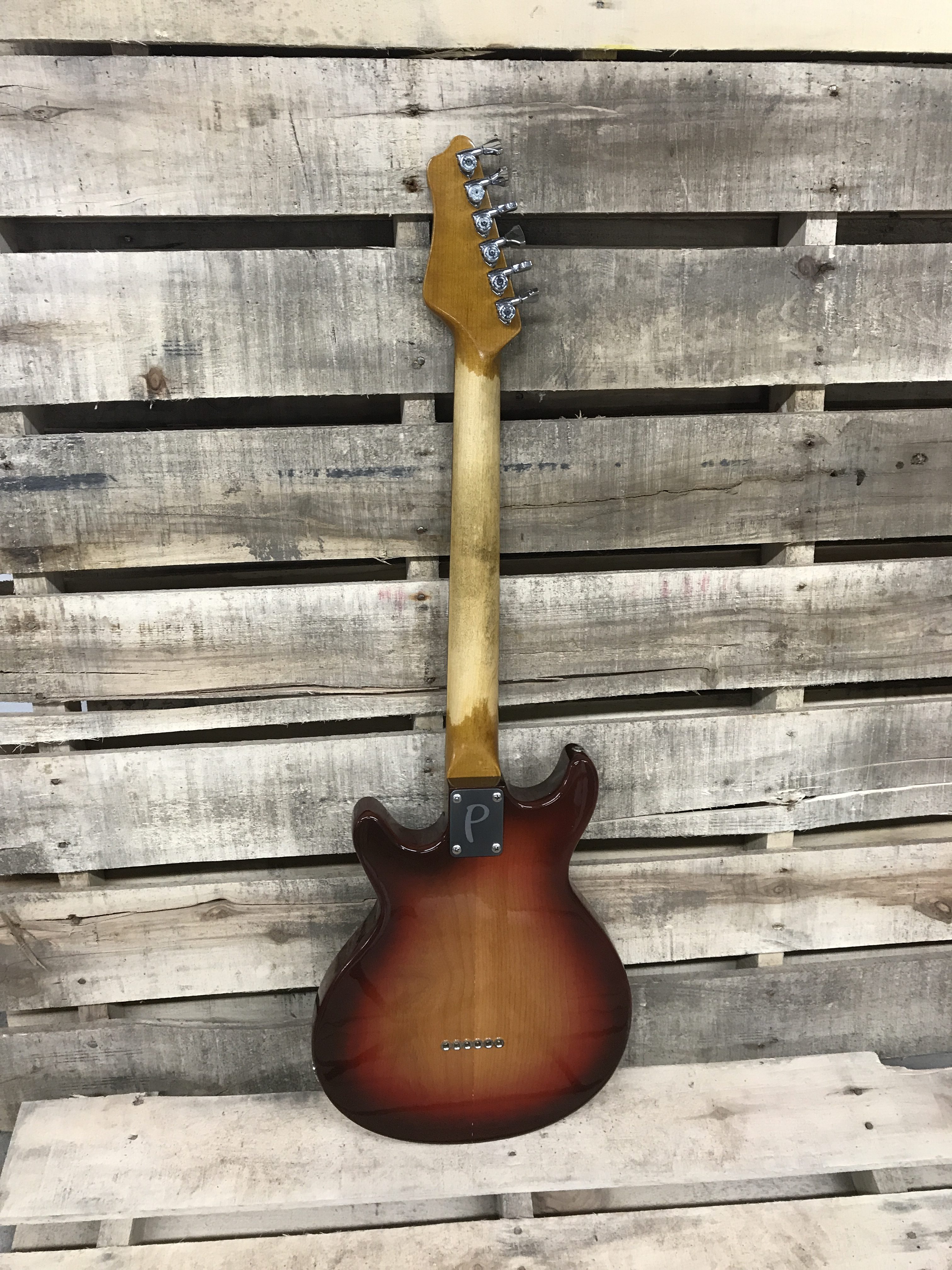 SN19-002 | Porter Guitars