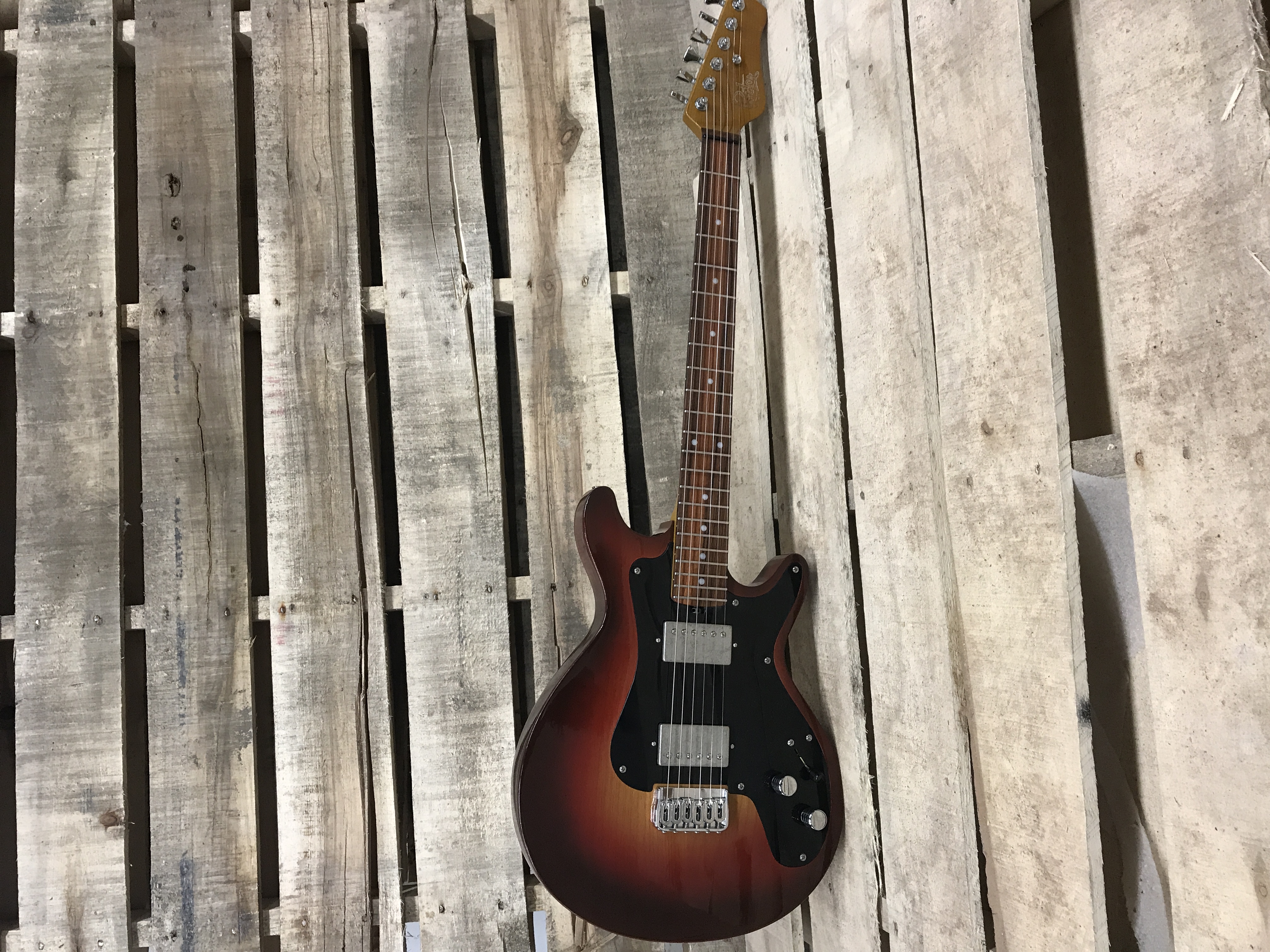 SN19-002 | Porter Guitars