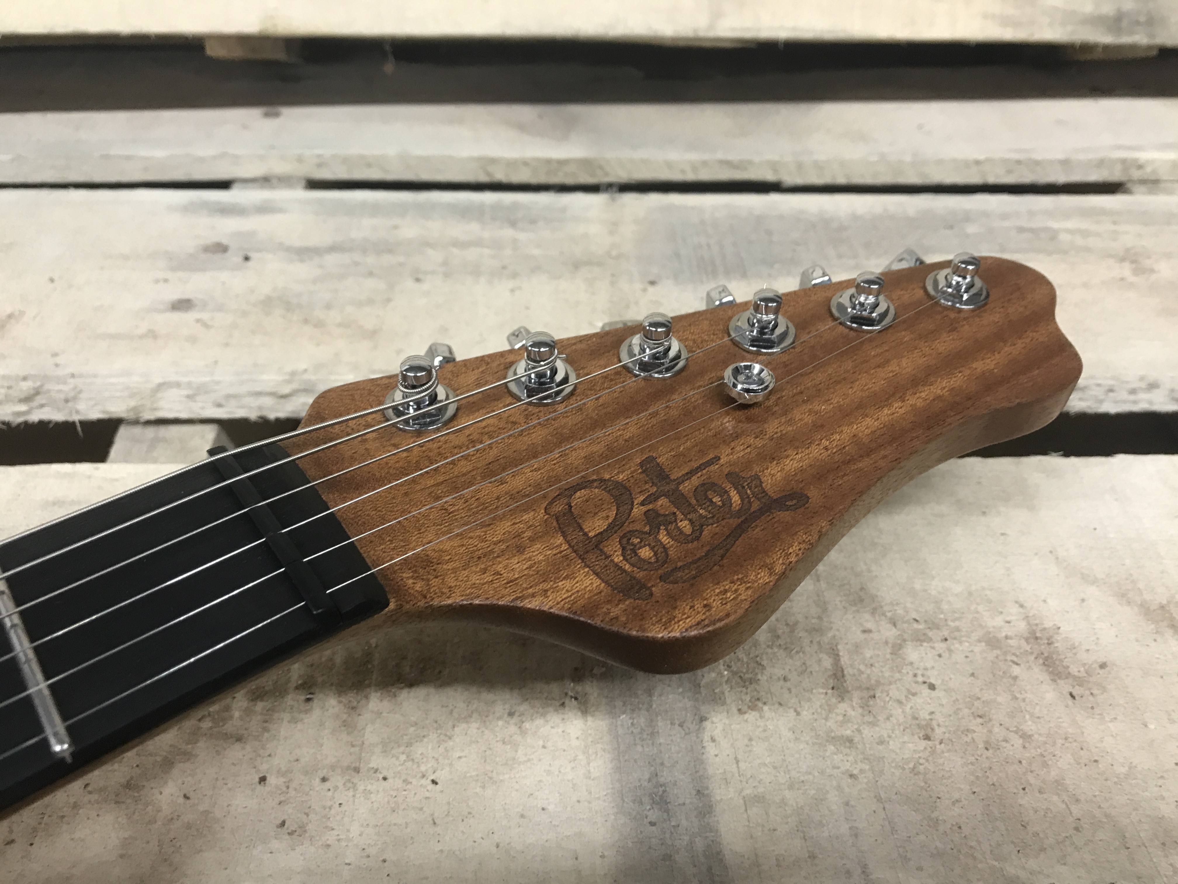 SN19-011 | Porter Guitars